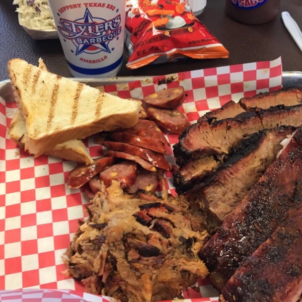 Tyler's Barbeque - 2014 Paramount Blvd