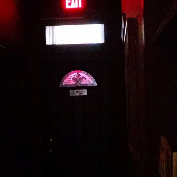 Ward Eight Bar - 631 Howard St