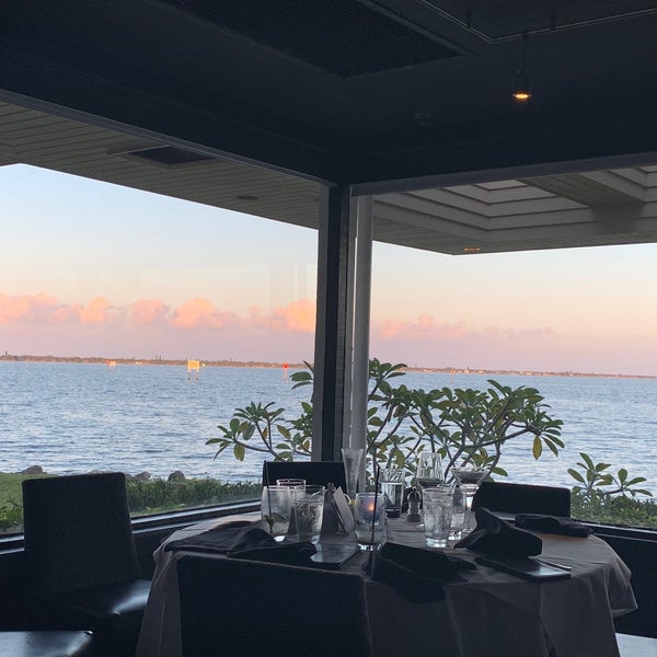 Photos at Chart House Restaurant - Seafood Restaurant