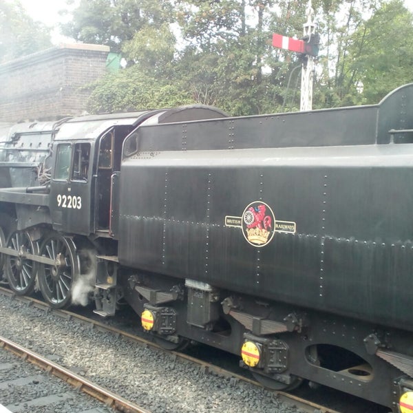 Poppy Line Railway - Rail Station