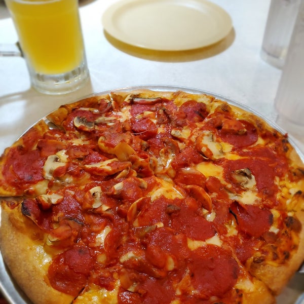 Grotto Pizza - Grand Slam - 26 tips from 1481 visitors