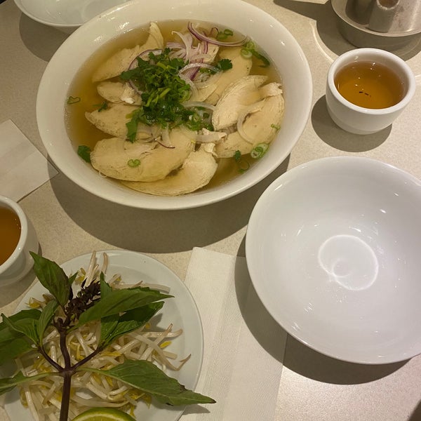 Bach Yen - Vietnamese Restaurant in Riverdale