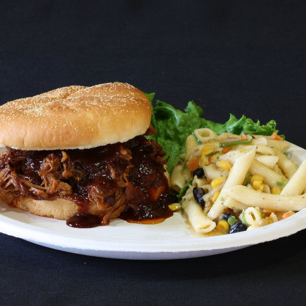 Hog Wild BBQ - 154 W Lakewood Blvd