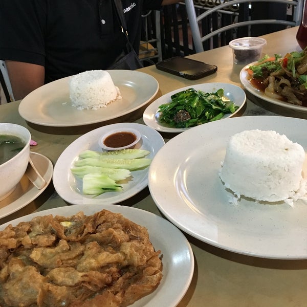 RESTORAN MAKANAN LAUT SEAFOOD ANIS WANIS JLN KEBUN