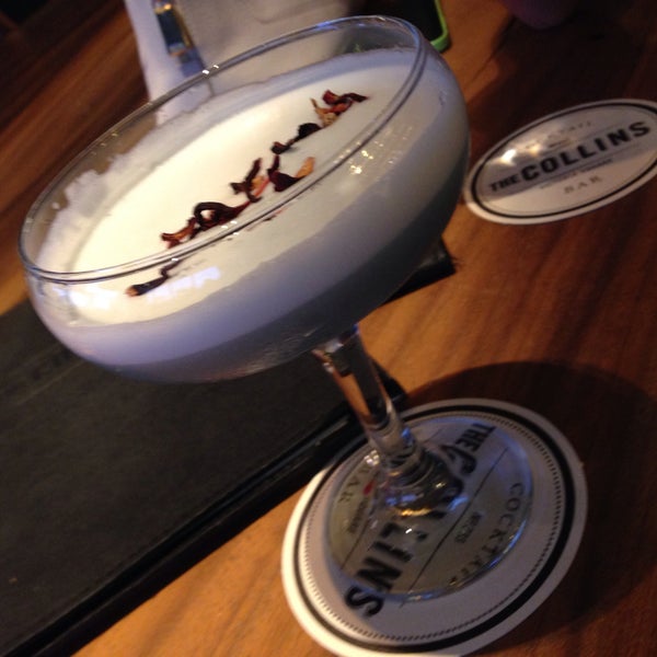 The Collins - Hotel Bar