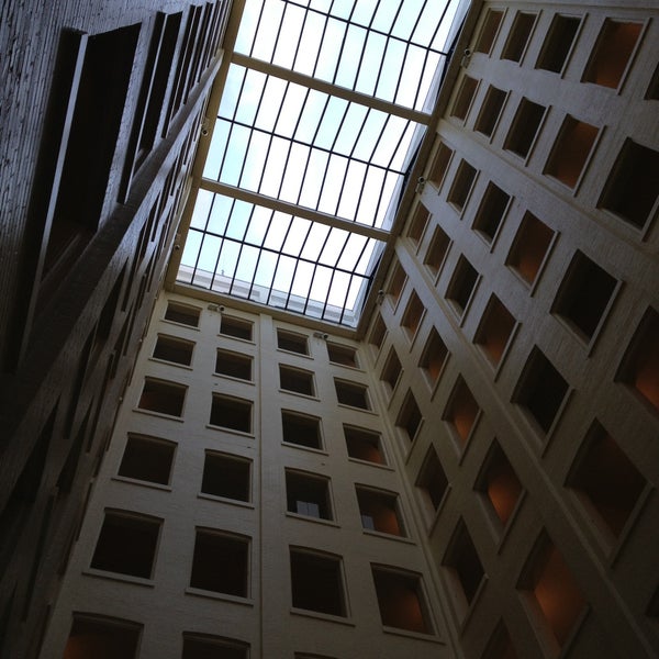 Wainwright State Office Building - Government Building in Downtown East