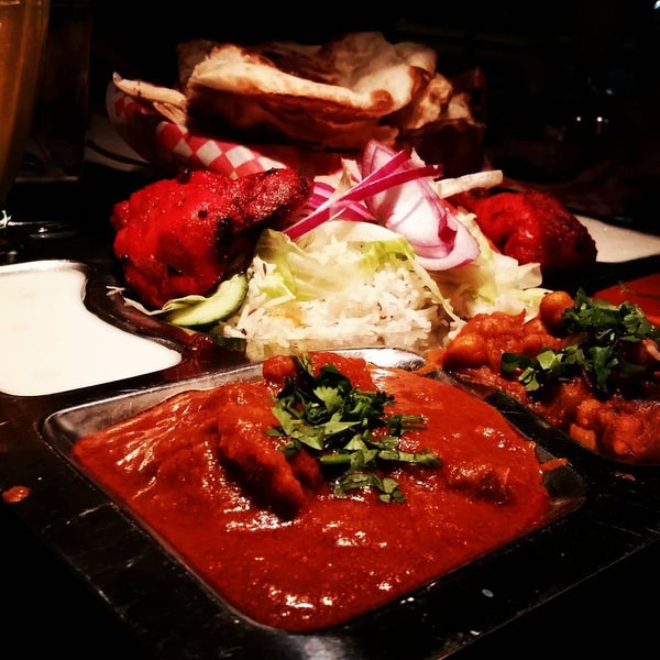 Mahek Restaurant & Lounge - Indian Restaurant in Surrey