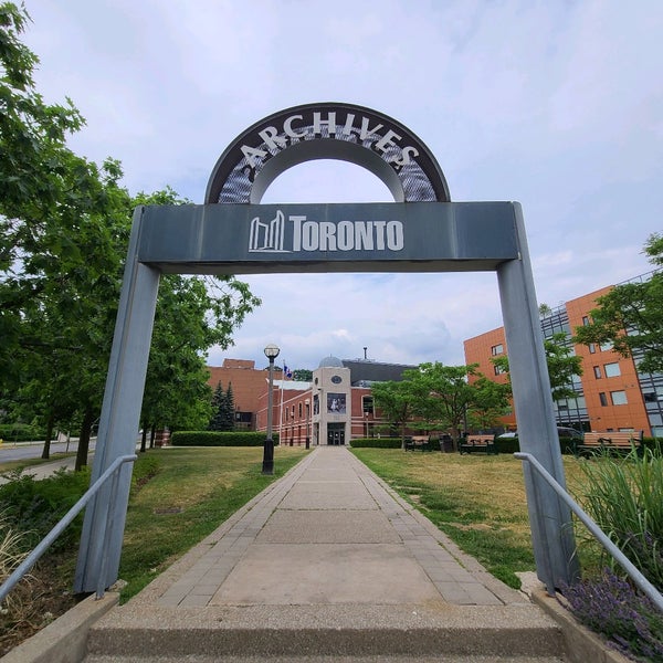 Toronto Archives - History Museum