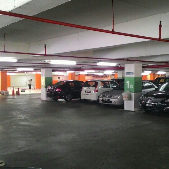 Sunshine Square Carpark - Sunshine Square