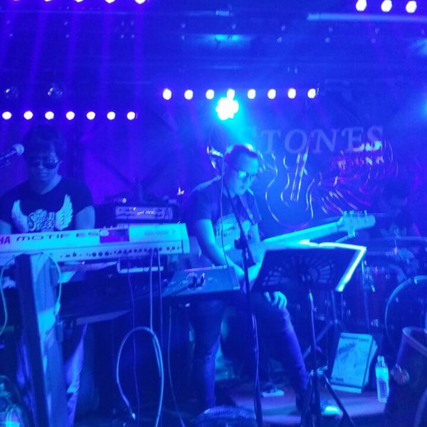 Rolling Stone Bar - 3 tips