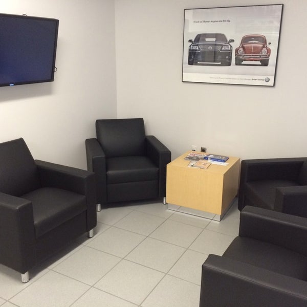 Volkswagen Training Centre _ Porsche & Volkswagen Training Facilities ...