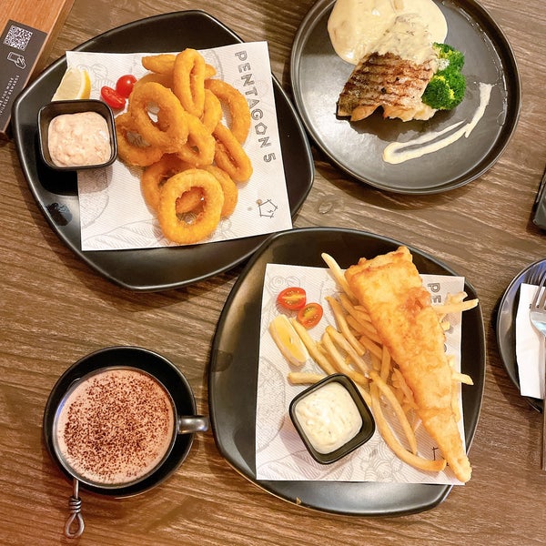 Pentagon 5 Studio - Café in Butterworth