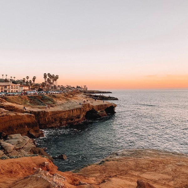 Sunset Cliffs - Neighborhood