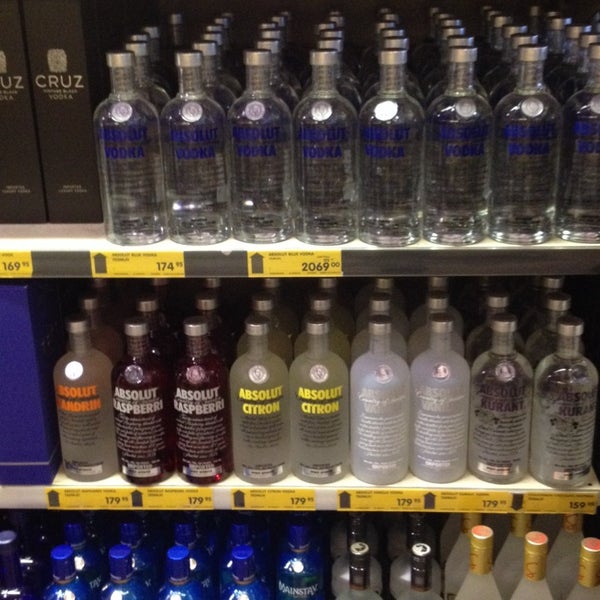 Photos at Makro Liquor Store - Durban City - ITheku, KwaZulu-Natal