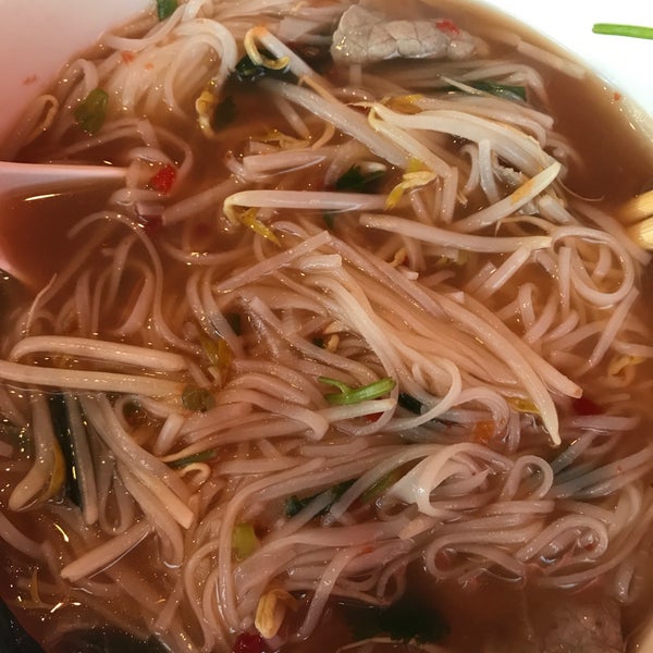 Pho Legend Noodle & Grill - Vietnamese Restaurant in Los Angeles