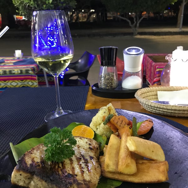 El Cafetal - Seafood Restaurant in Isabela, Galápagos