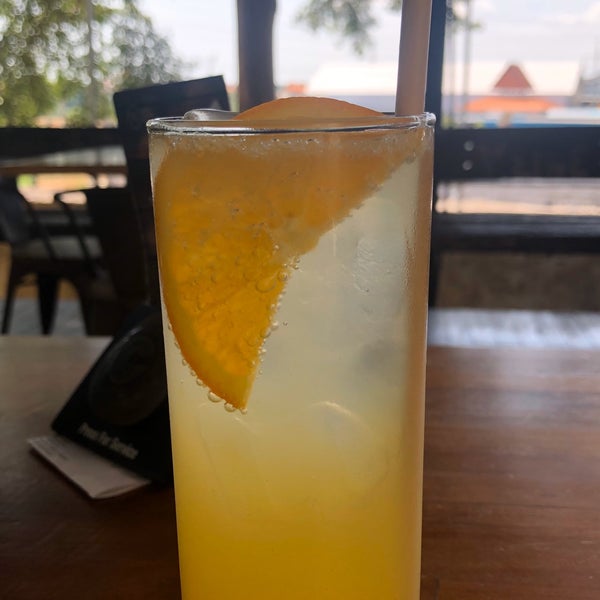 9/11 Cafe & Concept Store - Bistro