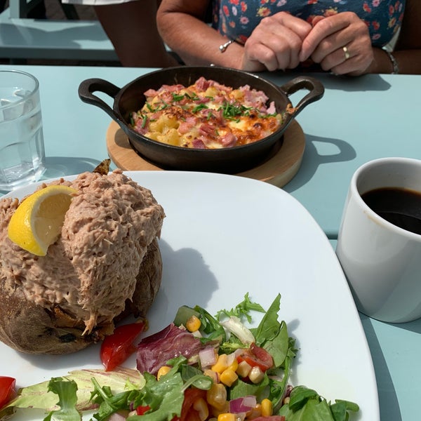 The Tenth Hole Tea Rooms - Tea Room in Southsea