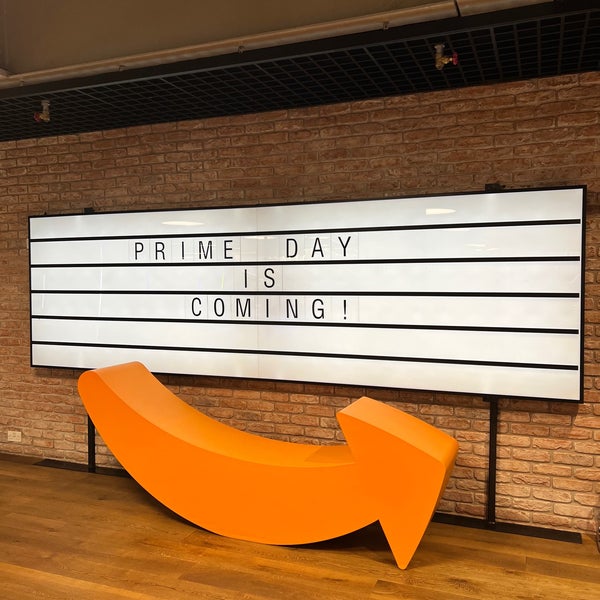 Amazon (LHR16) - Hackney - London, Greater London