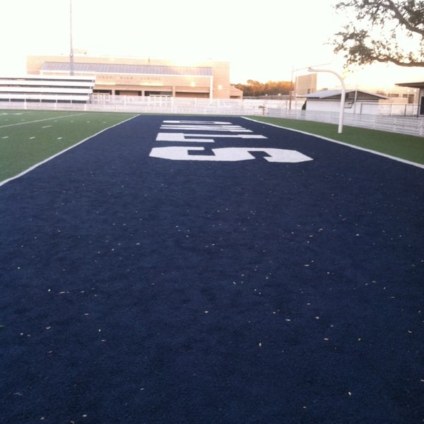 Barry Field - 22 visitors