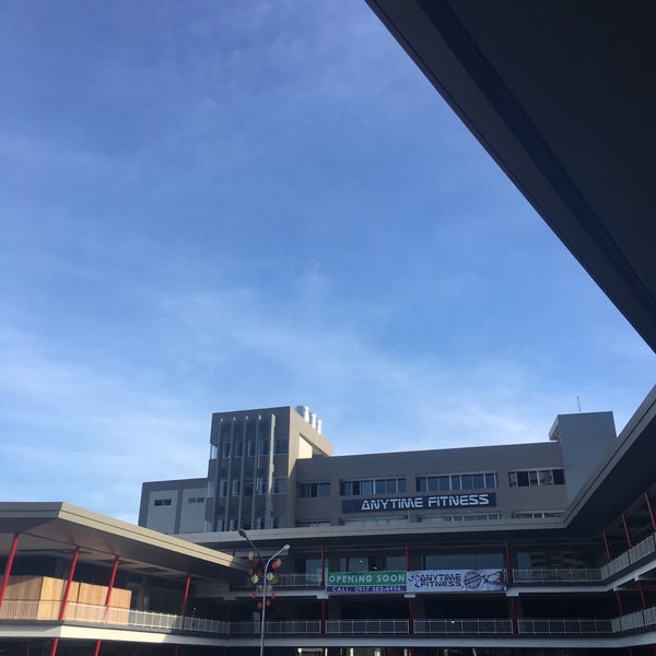 Capitol Square - N. Escario St