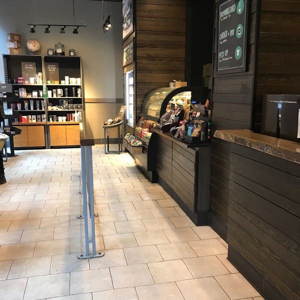 Photos at Starbucks - Downtown Boston - 13 tips from 2154 visitors