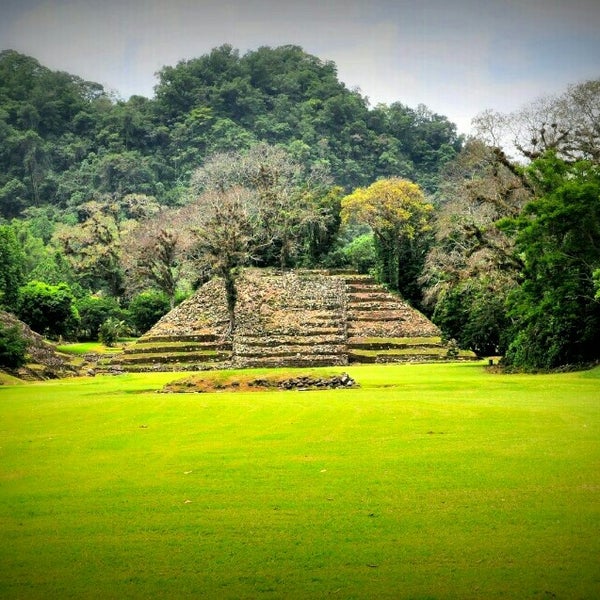 Zona Arqueologica del Cuajilote - Historic Site