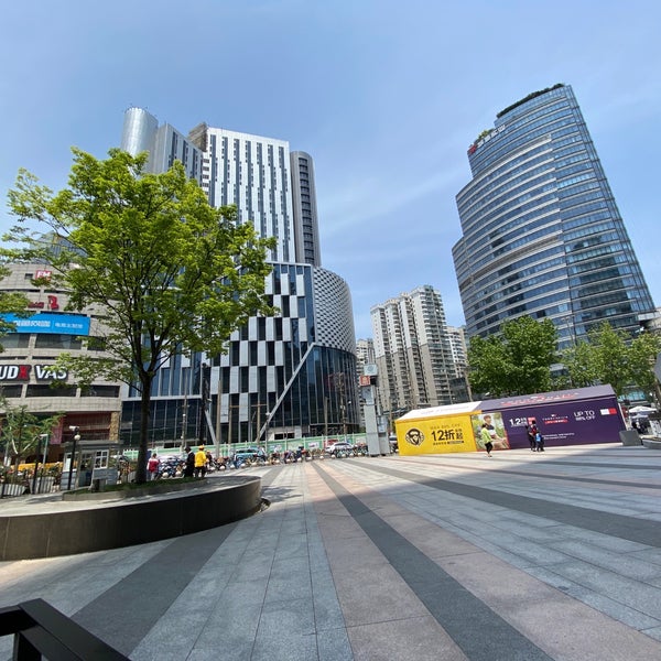 Photos at King 88 Mall (King88广场) - Jiāngsūlù - 88 Changning Rd | 长宁路88号