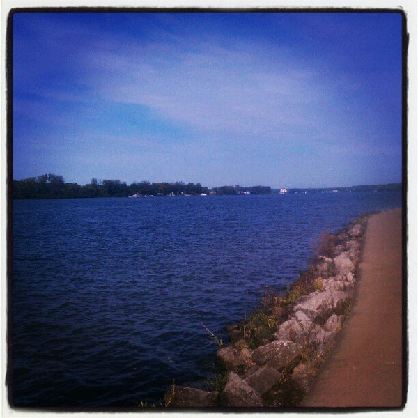 Carrie Gaulbert Cox Park - Park in Louisville