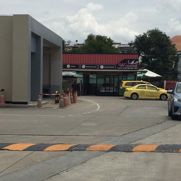 Wizard Auto Care - 65 visitors