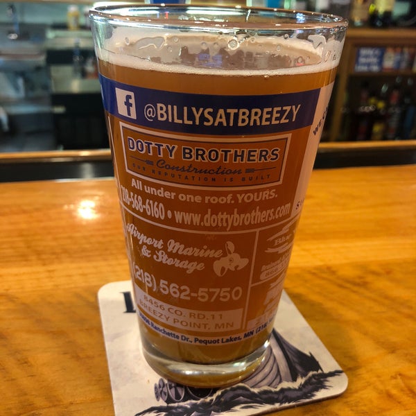 Billy's Bar and Grill - American Restaurant