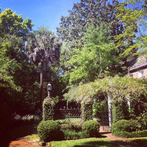 Photos at The Battery Carriage House - Charlestowne - 20 S Battery