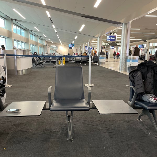 Gate A33 - Concourse A