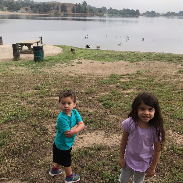 Photos at Puddingstone Lake - 4 tips from 493 visitors