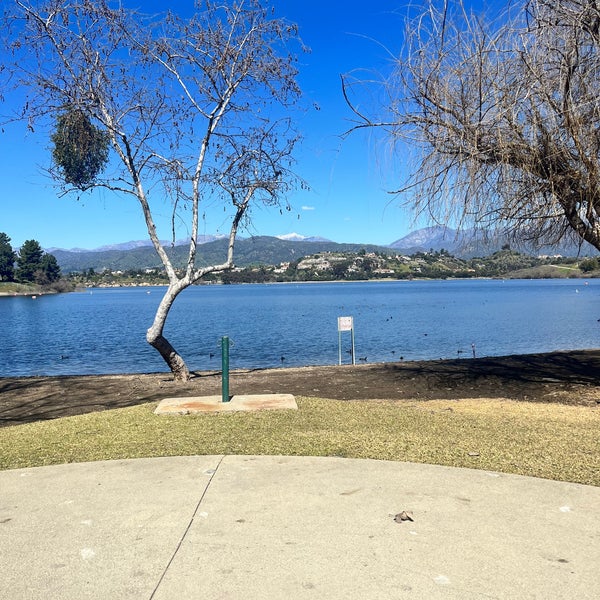 Photos at Puddingstone Lake - 4 tips from 493 visitors