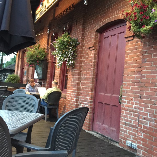 Photos at Plan B Burger Bar - Simsbury Center Historic District - 4 ...