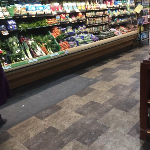 Geissler's Supermarket - Grocery Store