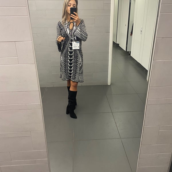 NEC Hall 4 - 3 tips from 448 visitors