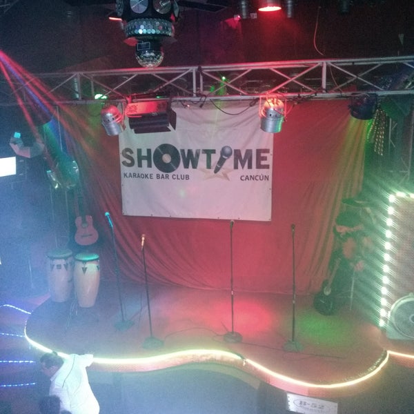 Showtime - Karaoke Bar