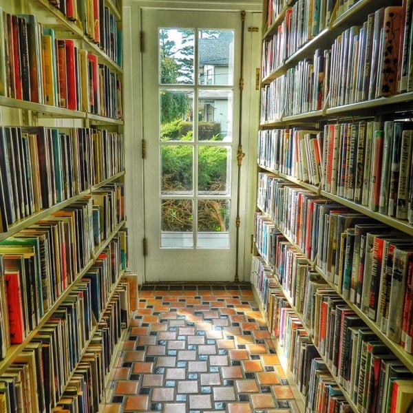 Nazareth Memorial Library - Library in Nazareth