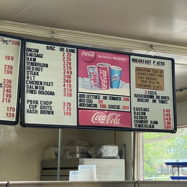 Calvander Food Mart & Grill - Burger Joint in Chapel Hill