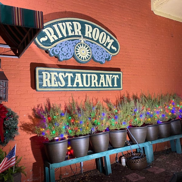 River Room - 801 Front St