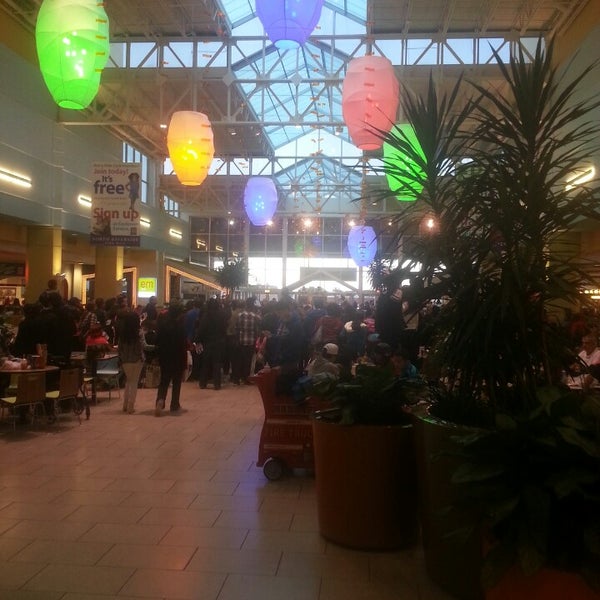 Photos at North Riverside Park Mall - Shopping Mall in North Riverside