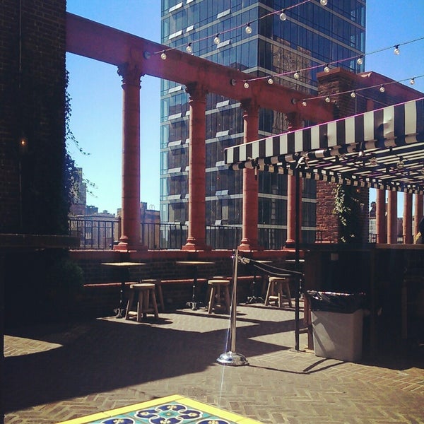 Photos at Pod 39 Rooftop Bar - Cocktail Bar in Murray Hill