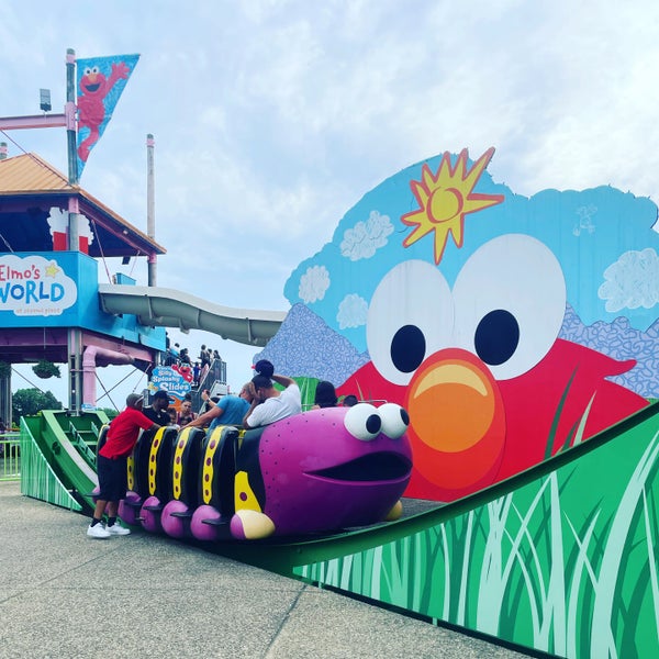 Sesame Place Peek A Bug - Langhorne, PA
