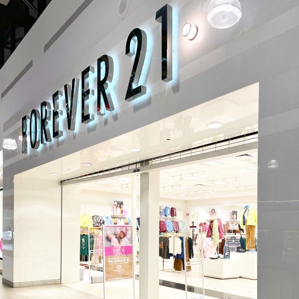Forever 21 - Clothing Store