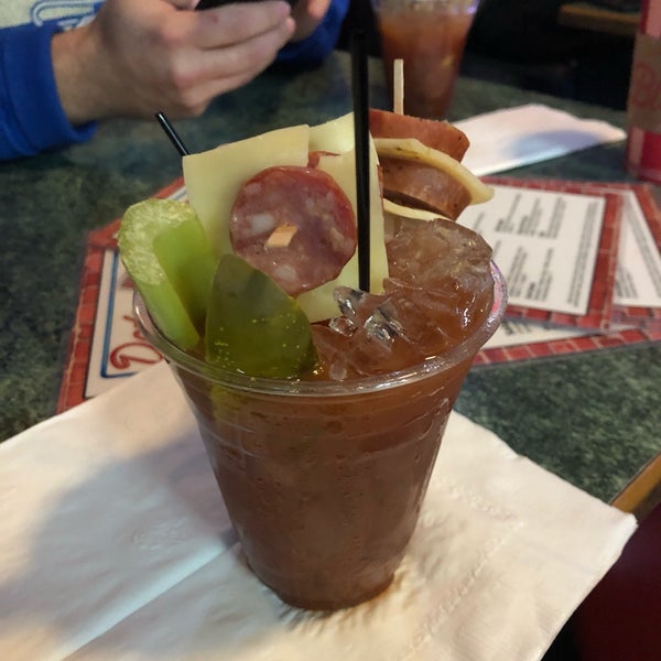 Detroiter Bar/Malaka's - Bar in Detroit