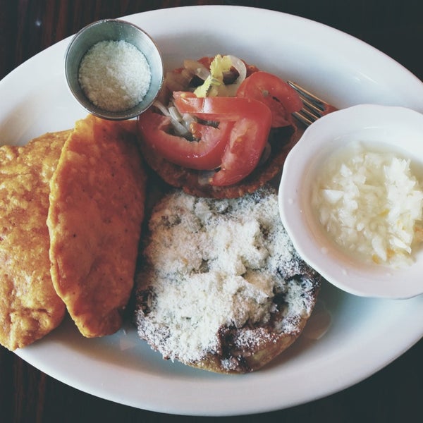 Flavors of Belize - PICO - 1271 S LA Brea Ave