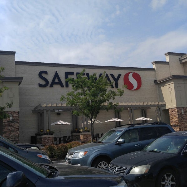 Photos at Safeway - Grocery Store in Towson