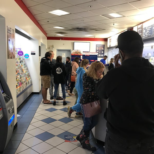 US Post Office - Mid-City West - 7610 Beverly Blvd